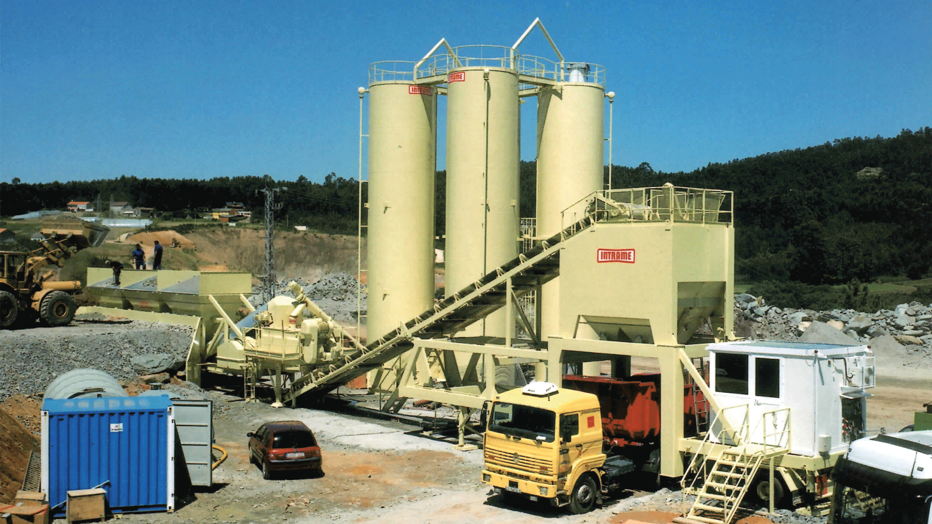 Plantas de aglomerado en frio, suelo cemento y grava | INTRAME